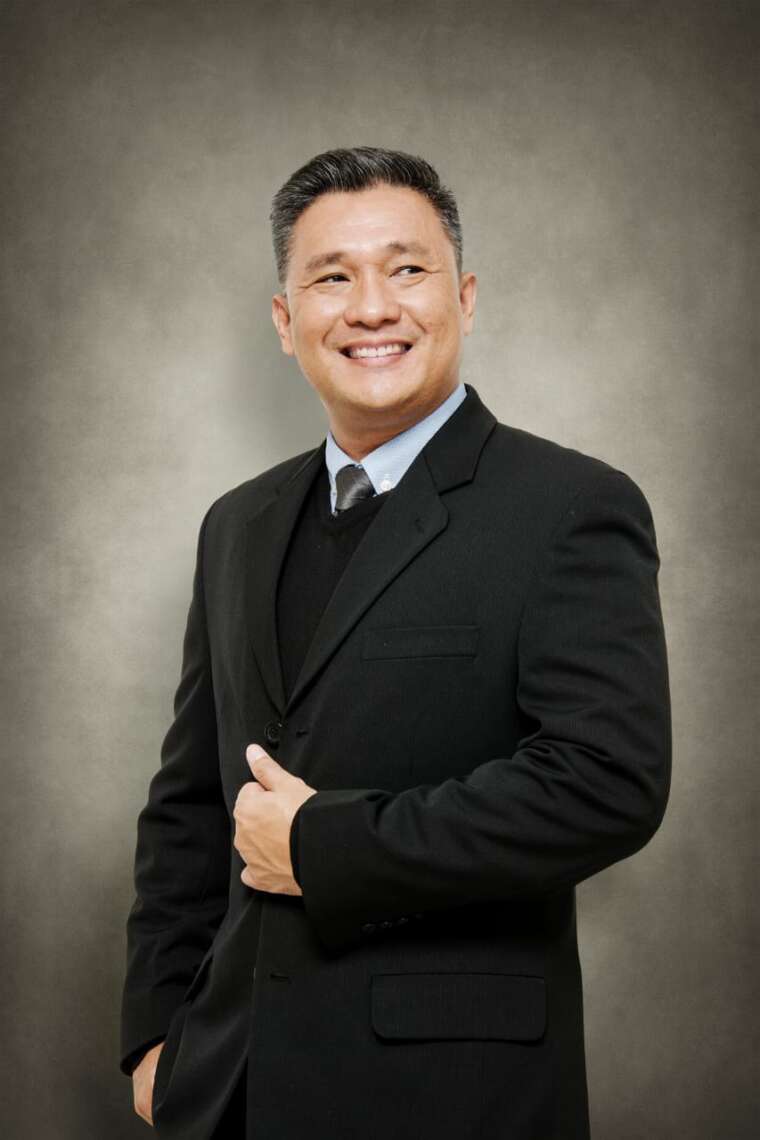 Andreas Kennedy - iBlooming