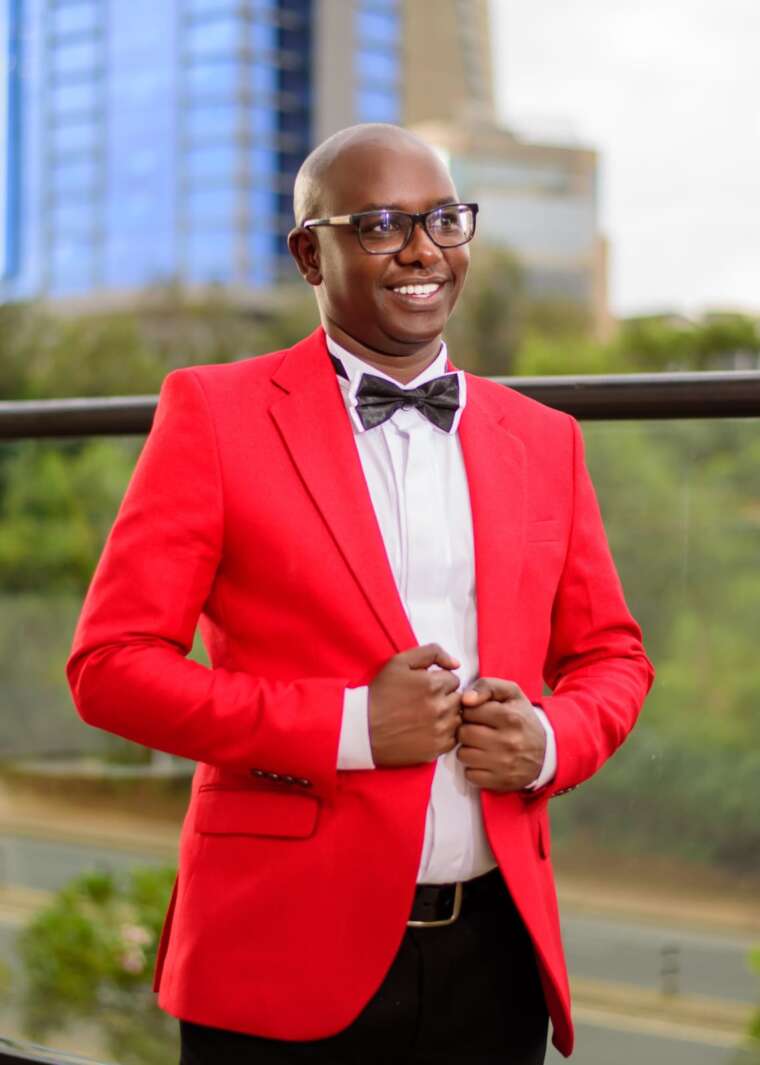 Sam Kariuki - iBlooming