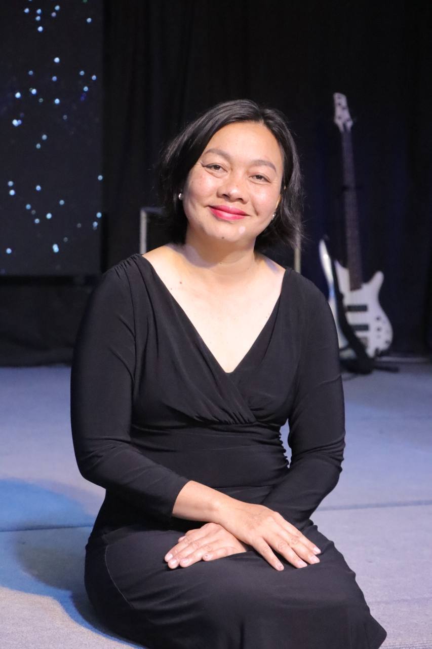 Ten Leakhena - iBlooming